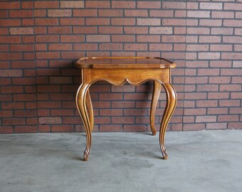 Entry Table / Display Table / Custom Wood by SHABBYEUROPEANFLAIR