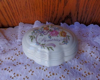 Porcelain music box | Etsy