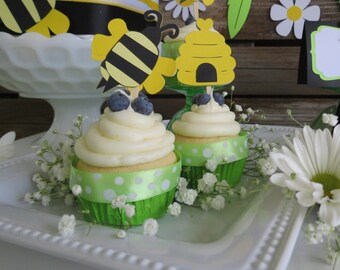 Bumble bee door sign | Etsy