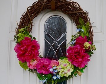 Pink floral wreath | Etsy