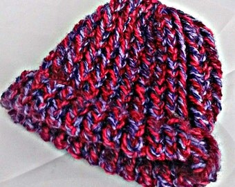 Unique hand-knitted items by Lelsloom on Etsy