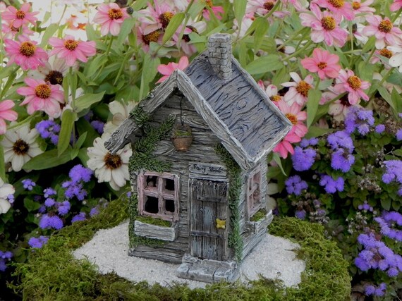 Fairy Garden Cottage House Miniature resin fairy garden
