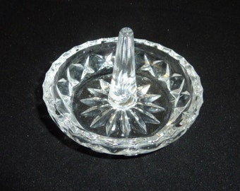 Crystal ring holder | Etsy