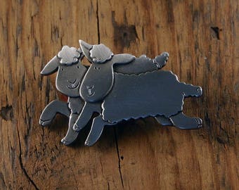 Sheep brooch | Etsy