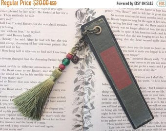 Book spine bookmark | Etsy
