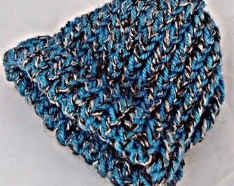 Unique hand-knitted items by Lelsloom on Etsy