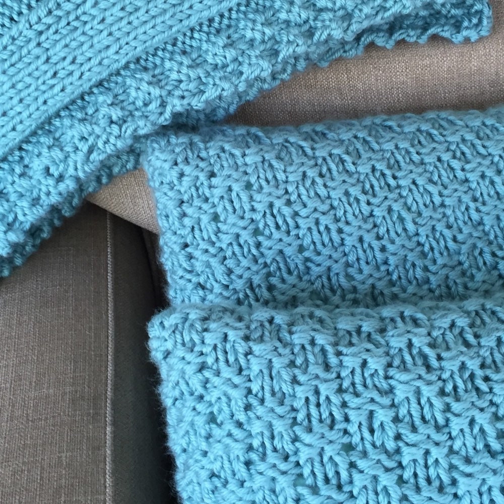 Hand Knit Pillows made to your liking by KnotTooCommon on Etsy
