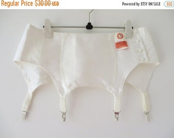 Women's Garter Belts – Etsy