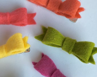 Items similar to Mini felt flower on Etsy