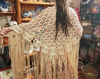 Macrame shawl | Etsy