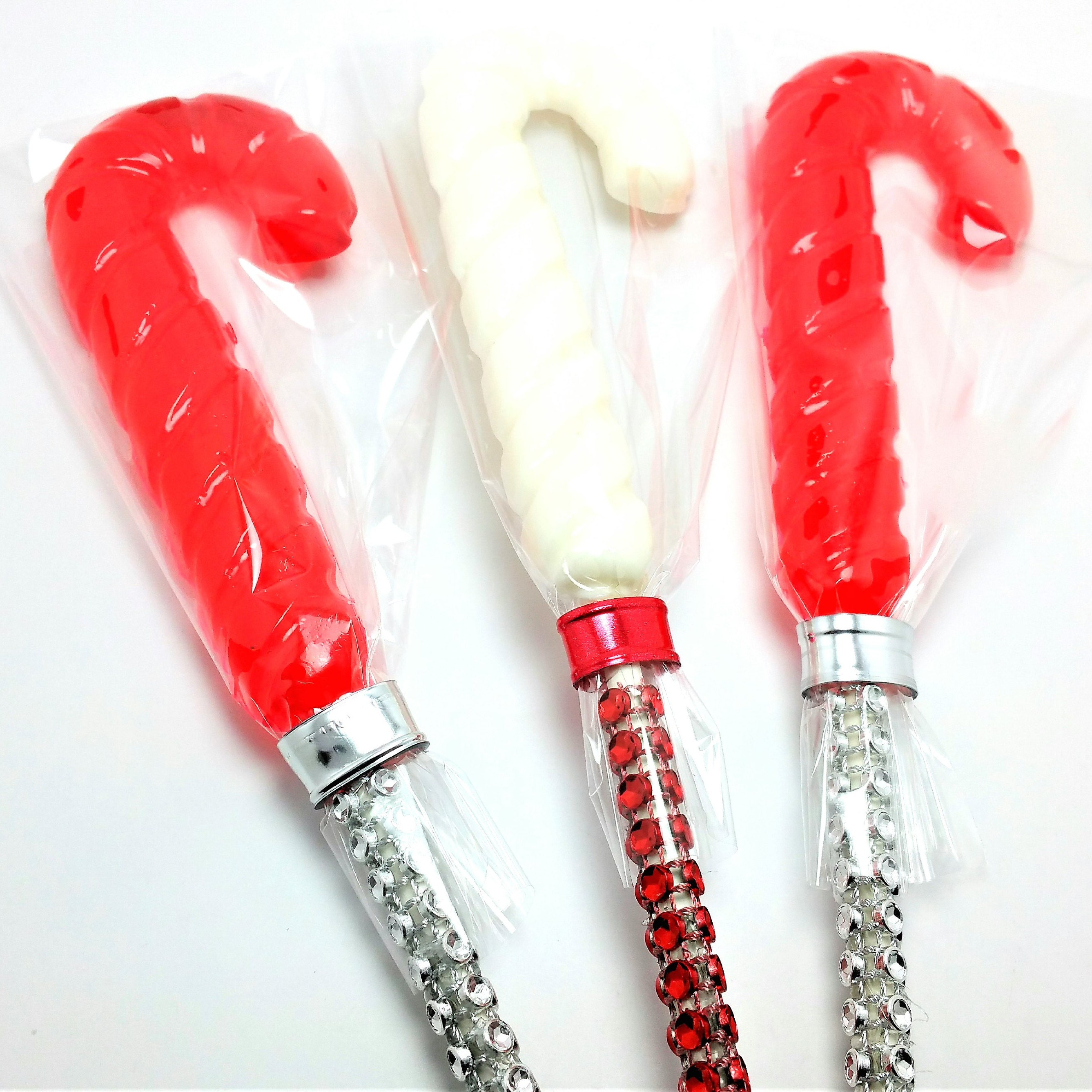 CUSTOM HANDMADE LOLLIPOPS & EDIBLE SUGAR JEWELS by CandiedCakes