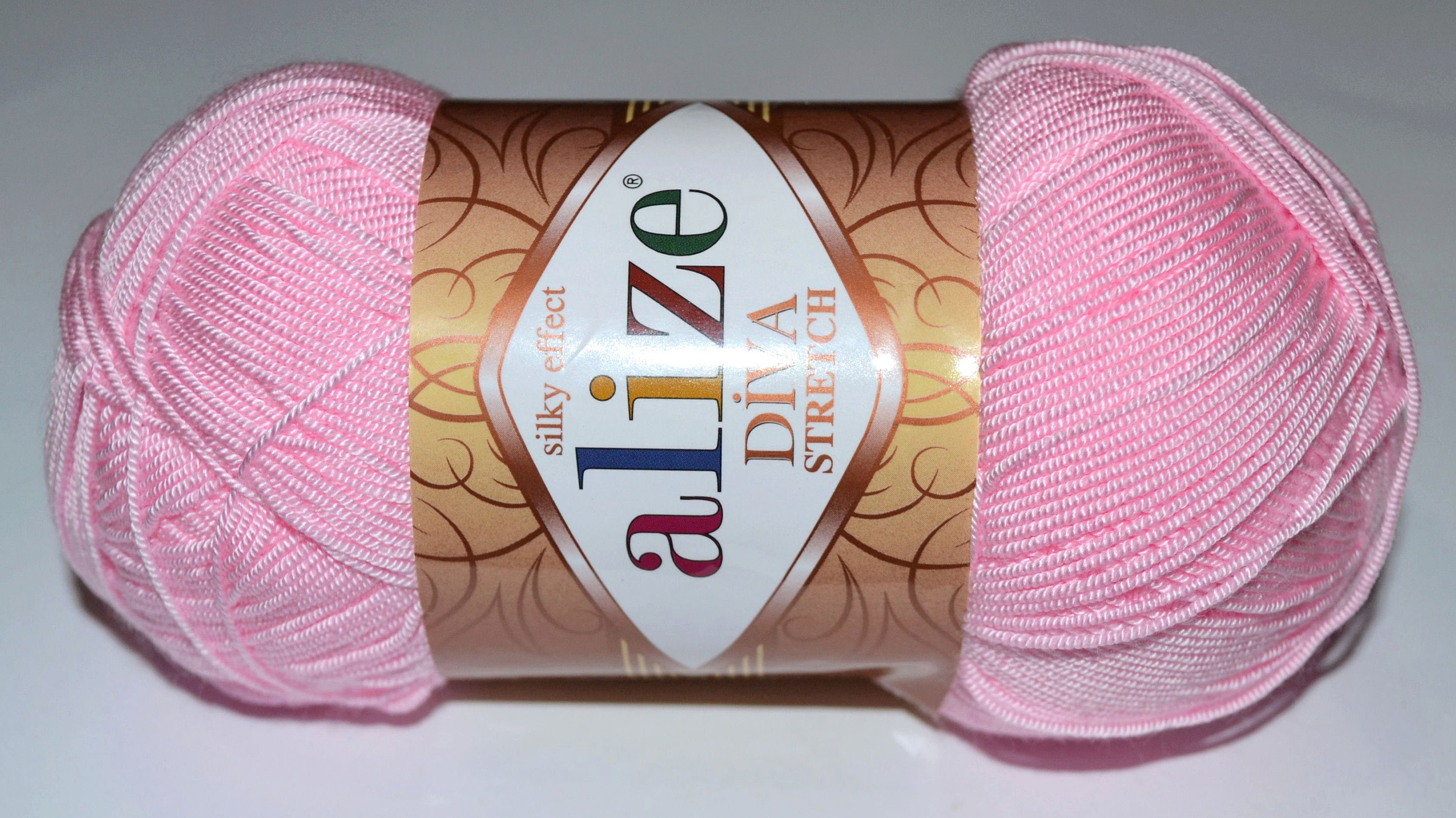 Alize Diva Stretch. Elastic yarn. Summer yarn.