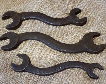 Curved wrench | Etsy