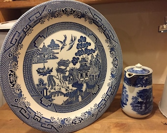 Blue willow pattern | Etsy