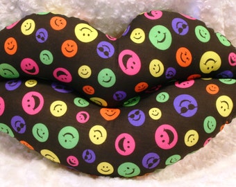 Smiley face pillow | Etsy
