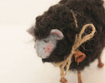 Primitive sheep | Etsy