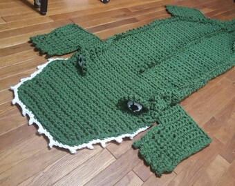 Thick and Fluffy Alligator Blanket Pattern