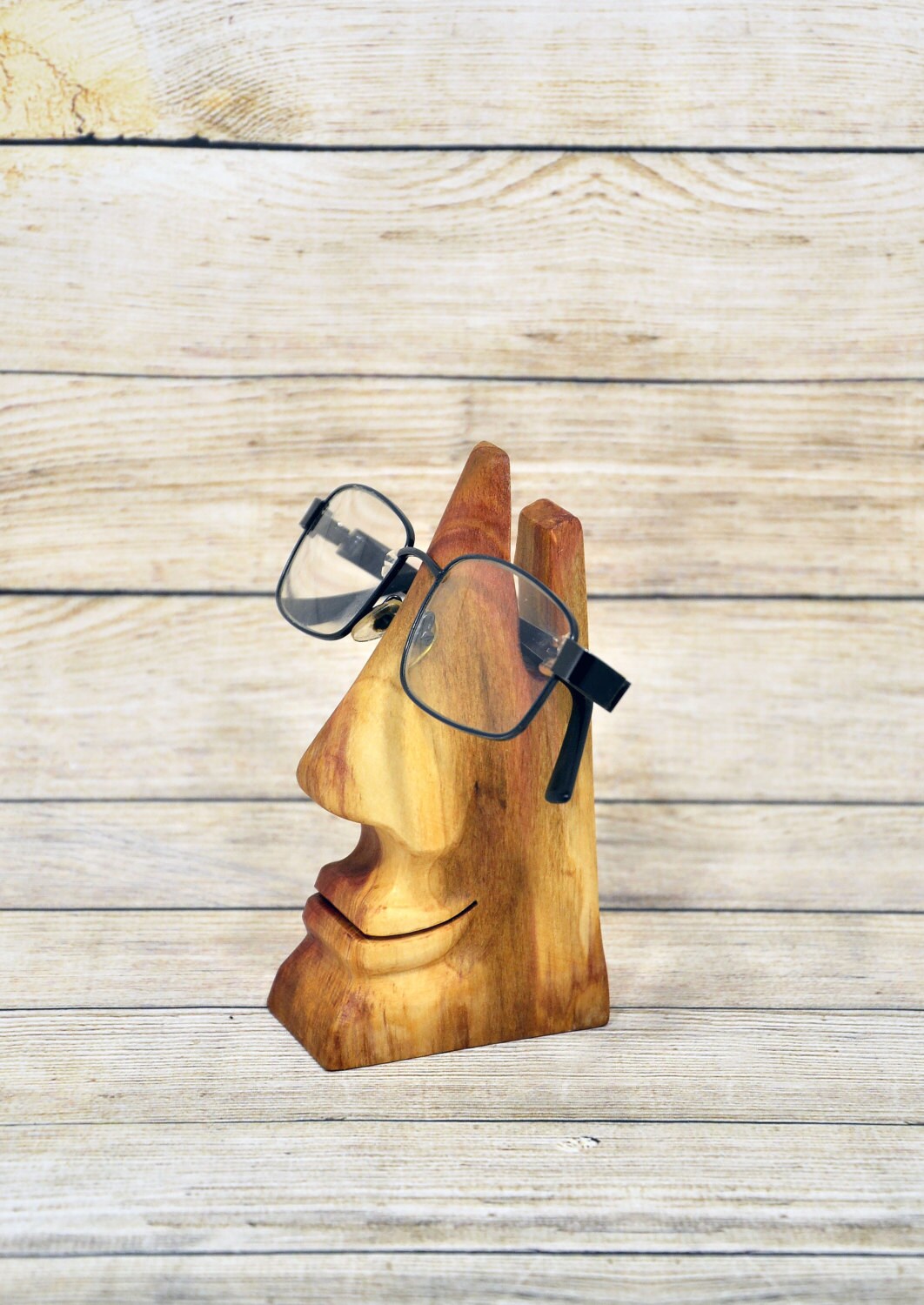 Decorative handmade stand for eyeglasses by NilaDolss on Etsy