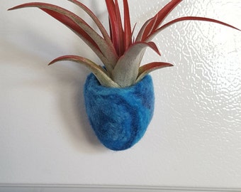 Magnetic planter | Etsy