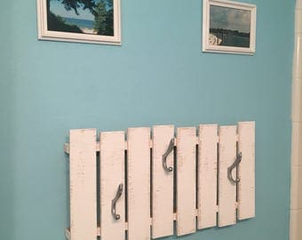 Beach towel rack | Etsy