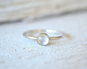 Mondstein gold ring | Etsy