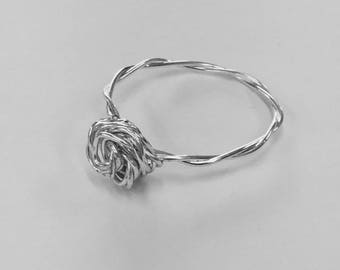 Wire rose ring | Etsy