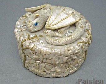 Dragon jewelry box | Etsy