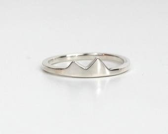 Mountain range ring | Etsy