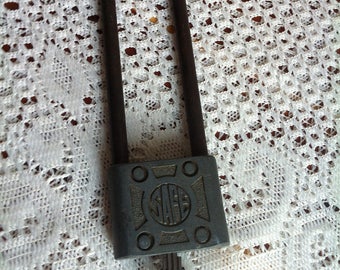 Vintage lock and key | Etsy