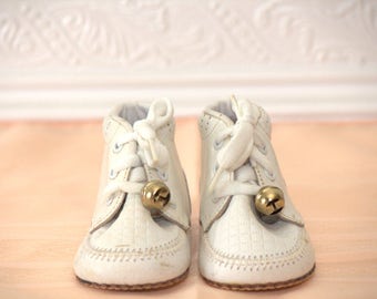 Baby shoe bells | Etsy