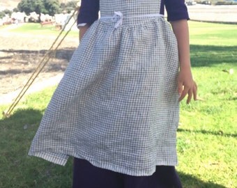 Colonial apron | Etsy