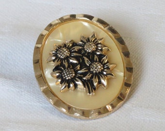 Edelweiss brooch | Etsy