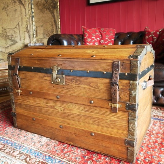 Vintage Trunks & Chests