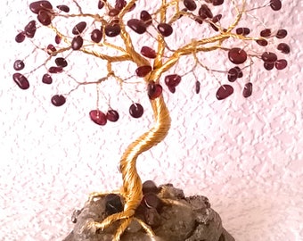 Gold wire tree | Etsy