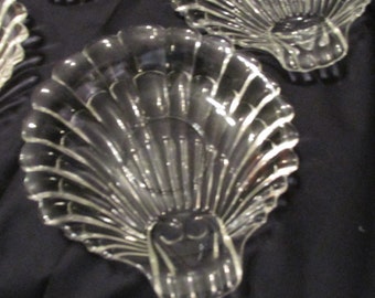 Items similar to Glass Shell dishes - 1960's on Etsy