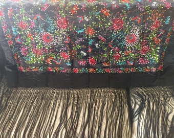 Macrame shawl | Etsy