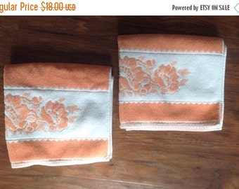 Peach bath towel | Etsy