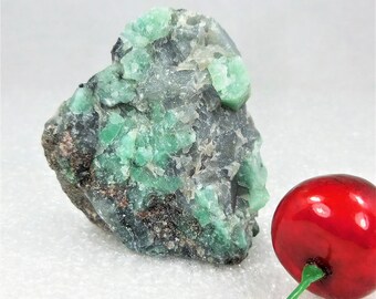 Emerald geode | Etsy