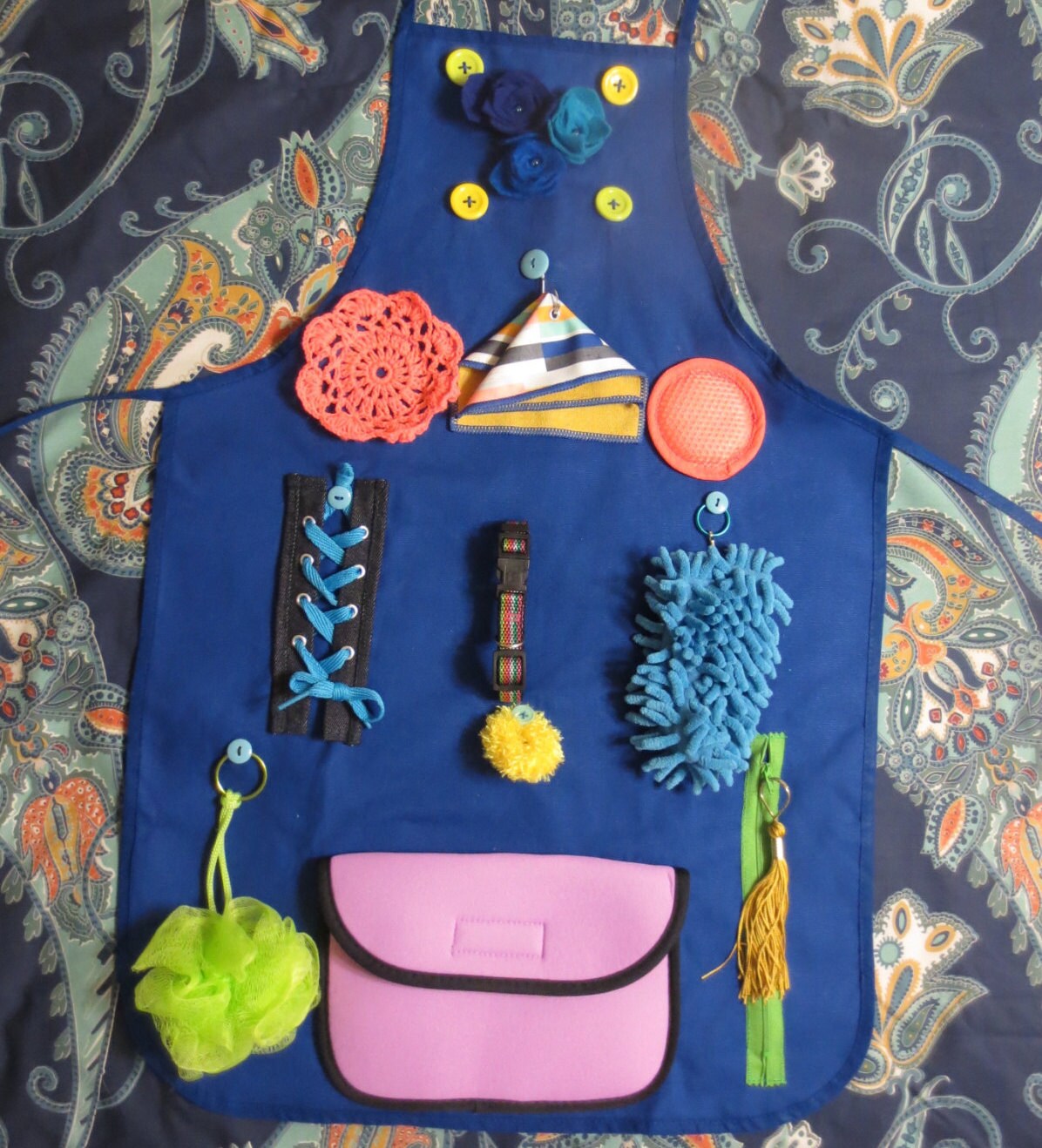 Activity Apron / Fidget Apron / Busy Apron for the elderly and