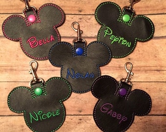 Mickey name tag | Etsy