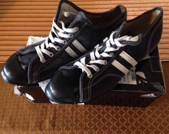 Baseball converse | Etsy