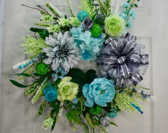 Blue floral wreath | Etsy