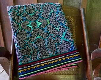 Peru table runner | Etsy