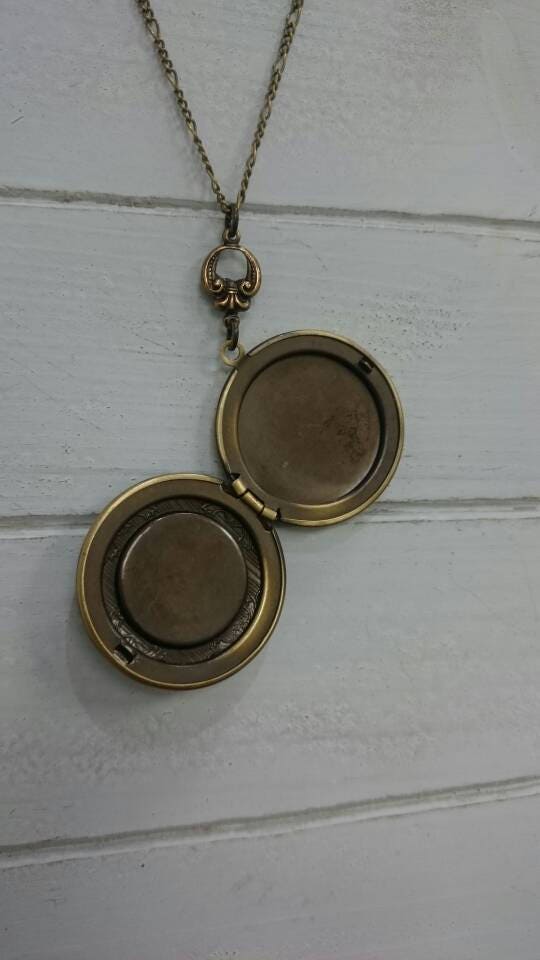 Vintage style Ornate Locket /Wedding