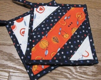 Handmade modern quilts by AnniePatchwork on Etsy