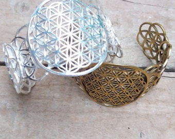 Wide silver bangle | Etsy