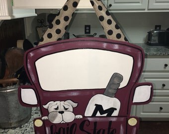 Bulldog door hanger | Etsy