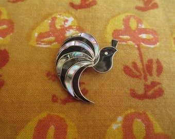 Exotic bird pin | Etsy