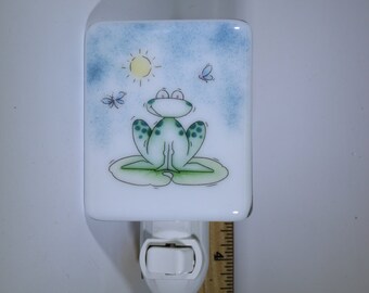 Frog night light | Etsy