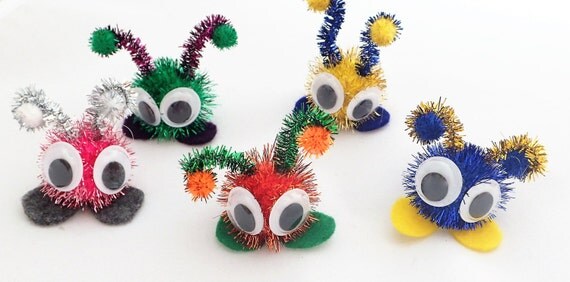 Warm Fuzzies/ Glitter Warm Fuzzy Pom Pom Creatures / Quiet